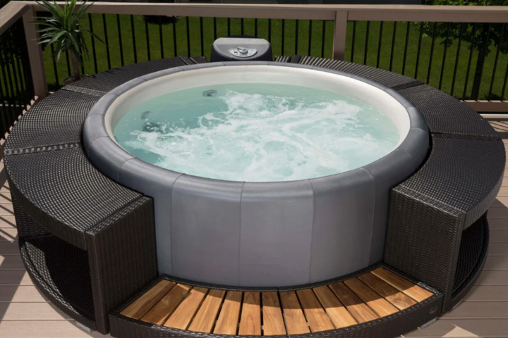 Softub Canada - Portable Tubs